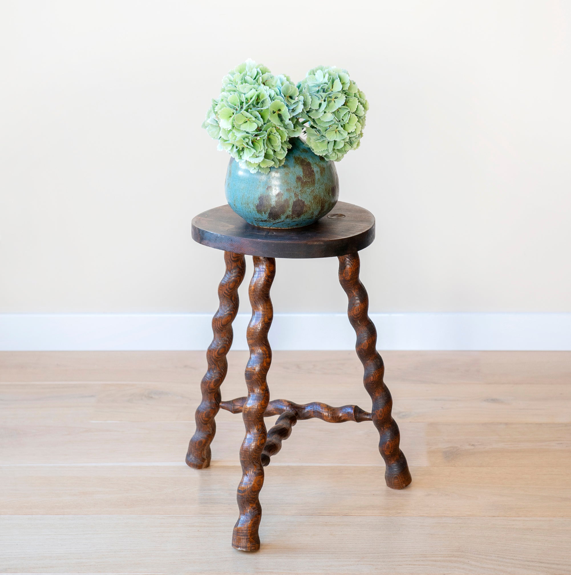 Round French Barley Twist Milking Stool, 1930s – Curated Vintage Store